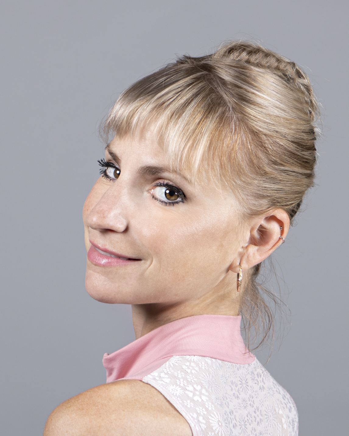 Bio - Andrea Bayne | Ballet Victoria