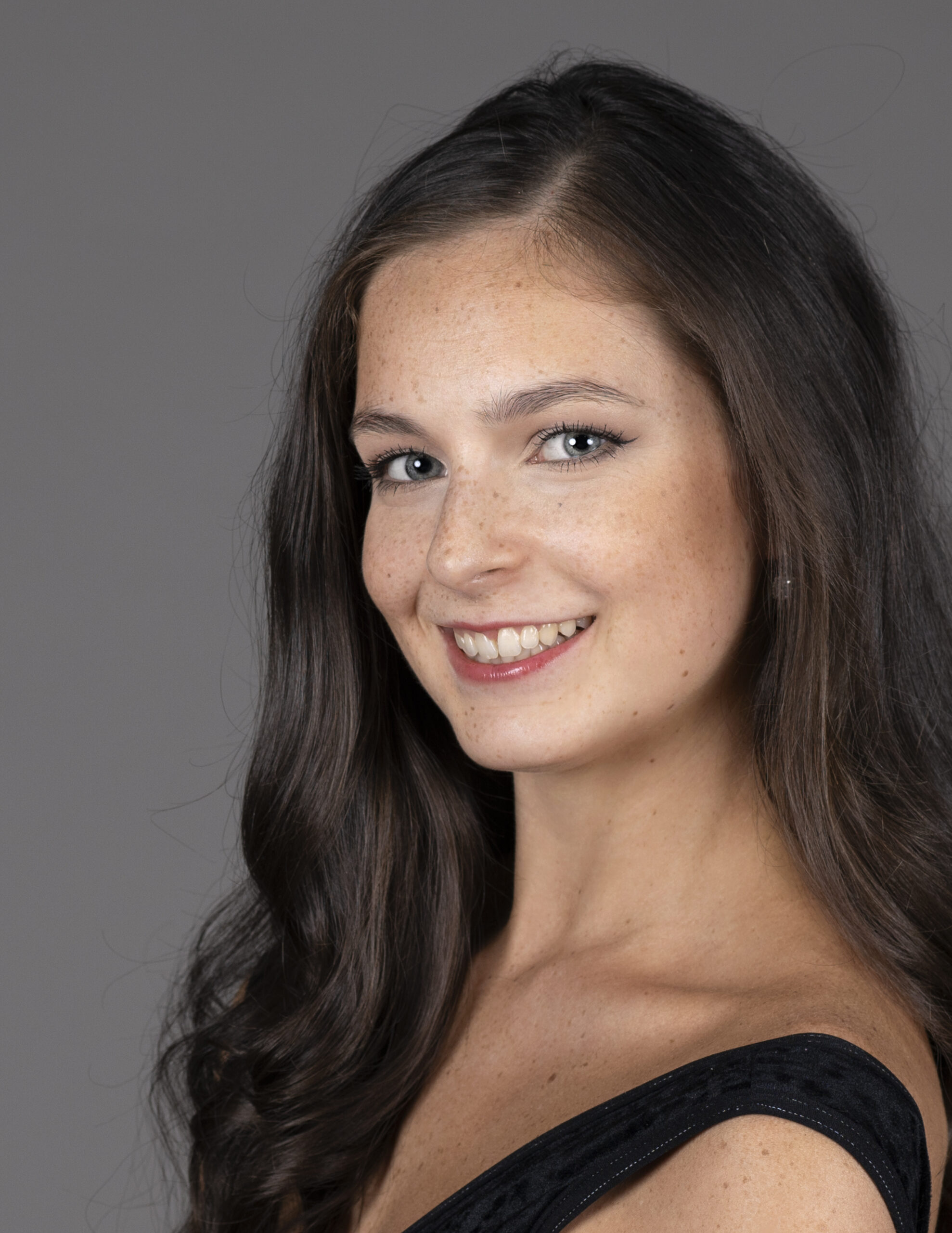 Bio - Kaylie Conner - Ballet Victoria