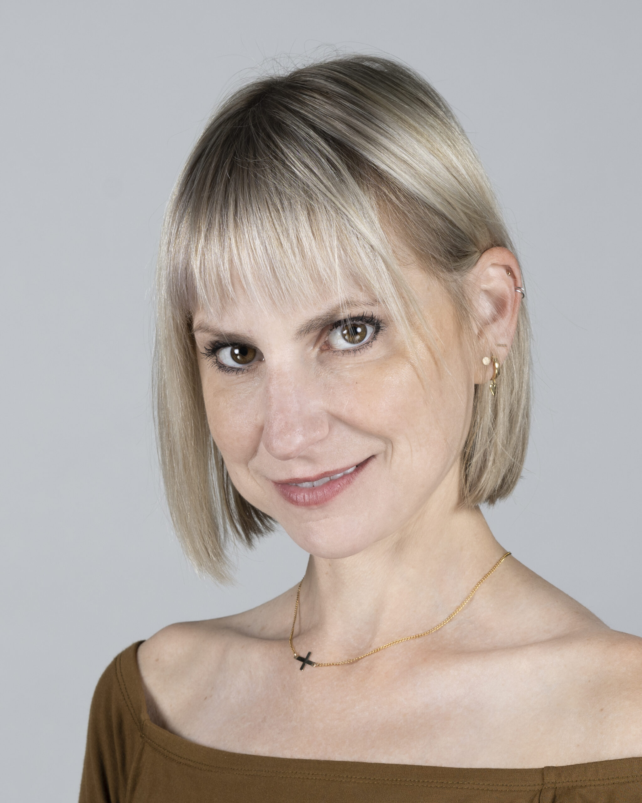 Bio - Andrea Bayne - Ballet Victoria