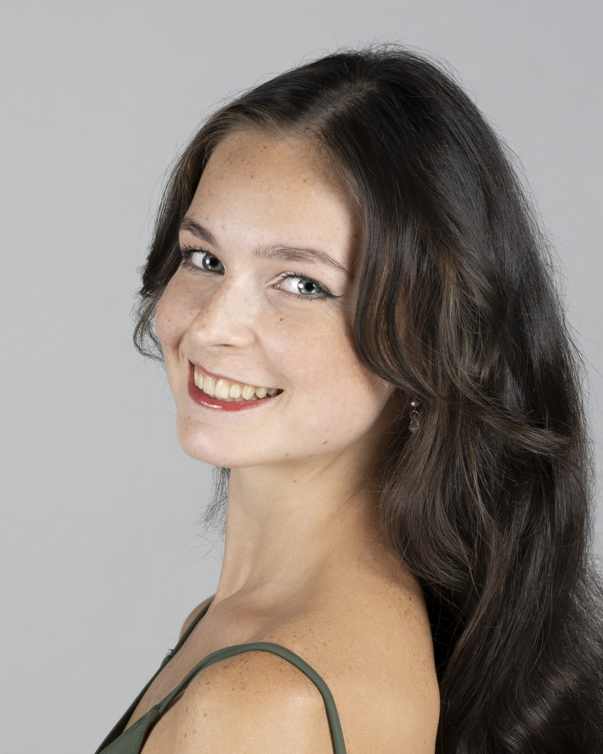 Bio - Kaylie Conner - Ballet Victoria